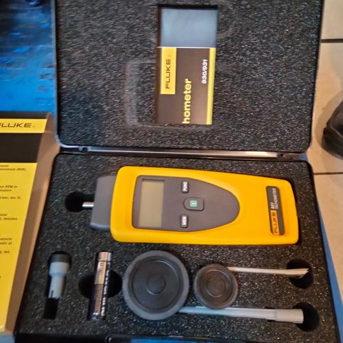 Jual Tachometer FLUKE 931 Contact & Non Contact /Combo Tachometer FLUKE ...