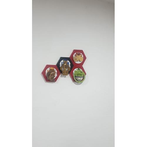 Jual Tempat Medali / Tempat Gantungan Medali / Akrilik / Acrylic ...