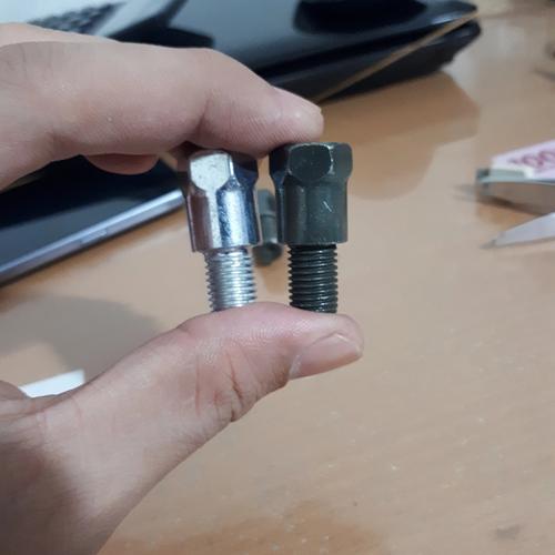 Jual Baut sambungan spion yamaha / khusus spion kiri yamaha - Hitam ...