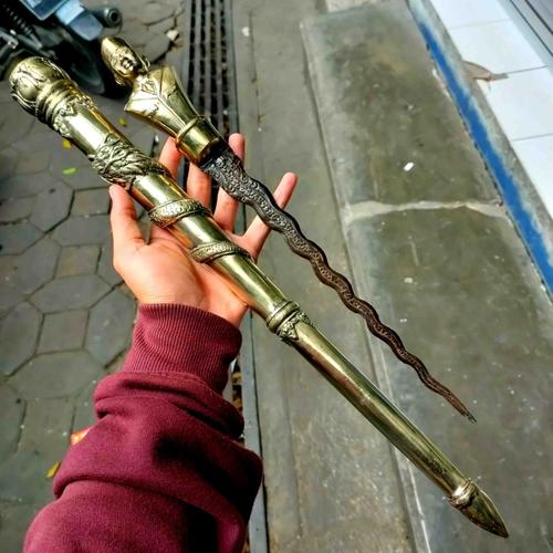 Jual Tongkat Komando Model Presiden Ir Soekarno Warna Emas Bahan ...