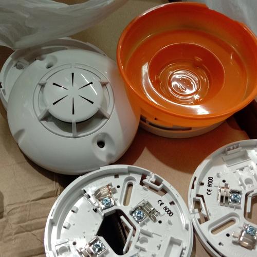 Jual smoke detector unipos fd 8030 with base - Kota Bandung - multi ...