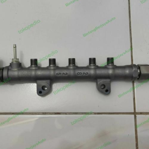 Jual Common rail toyota fortuner vrz innova reborn hilux revo 23810 ...