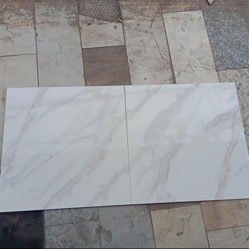 Jual Granit 60x60 Motif Putih Carara Kilap Alexa White Arna Tile - Kab ...