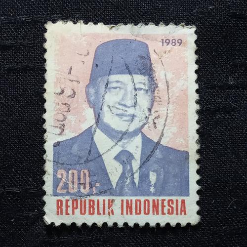 Jual Perangko Lama Indonesia Soeharto 1989 200 Rupiah - Kota Depok ...