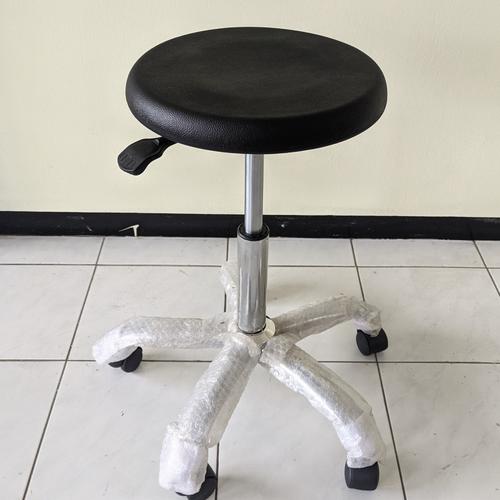 Jual Kursi Lab polyurhetane adjustable 65 cm tinggi max - Kota Bandung ...