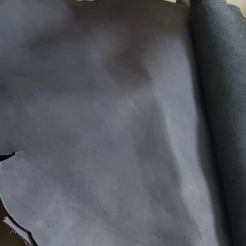 Jual Kain Kulit Sapi Lembaran (Leather Sheet) - Navi 1.4 mm - Kota ...