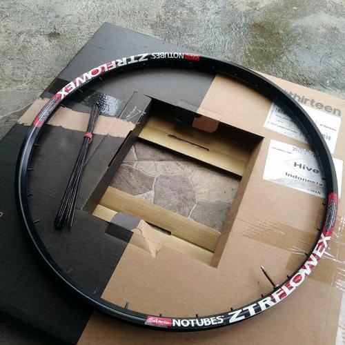 Jual 1 pcs VELG RIMS SEPEDA ZTR FLOW EX 27.5 DT SWISS - Kab. Kulon ...