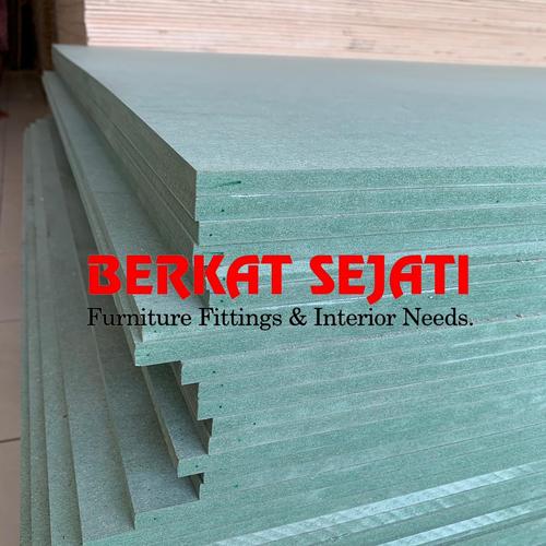 Jual HMR MDF Hijau Tahan Air 3mm 3 mm / Green Medium Density Fibreboard ...