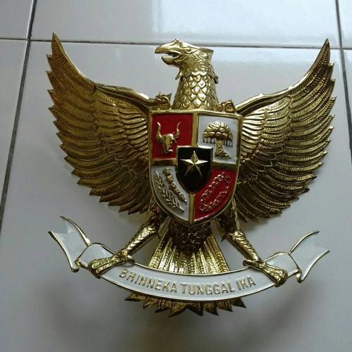 Jual Garuda 50 cm - gold (emas), 50x50 cm - Jakarta Timur - garuda ...