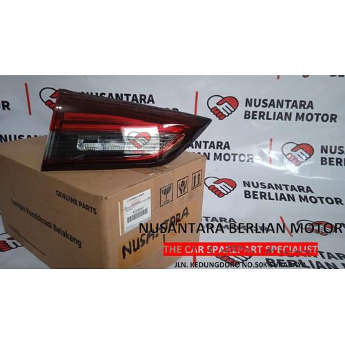 Jual Reflektor Bagasi Kiri Mitsubishi Xpander - 8330B097 ( original ...