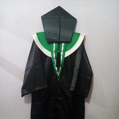 Jual Baju Toga Wisuda Dewasa Hijau List Putih - Hitam, S - Jakarta ...