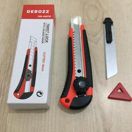 Jual Cutter Besar Debozz L-600 / DBL-600TW 18mm Free Refill 2pc - Kab ...