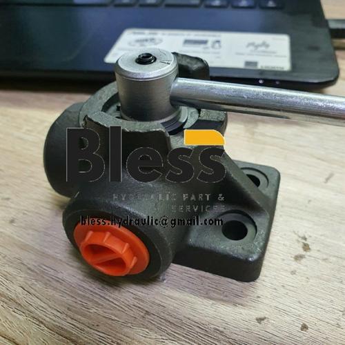 Jual Hydraulic 3 Way / Three Way / Tri Way Valve Nucleo 3/4 - Jakarta ...