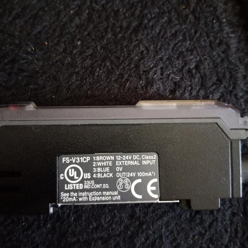 Jual KEYENCE FS-V31CP Sensor Amplifier FSV31CP Fiber Optic - Kota ...