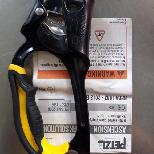 Jual Petzl Ascension Hand Ascender Left jumar - Kab. Sleman - Tosan ...