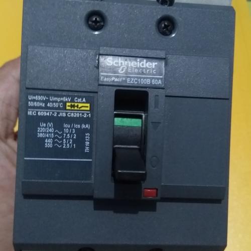 Jual MCB 60A Schneider 3 Phase EZC 100 - Jakarta Barat - Store ...