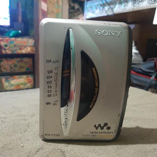 Jual walkman sony jadul - Kota Padang - kamarkosong420 | Tokopedia