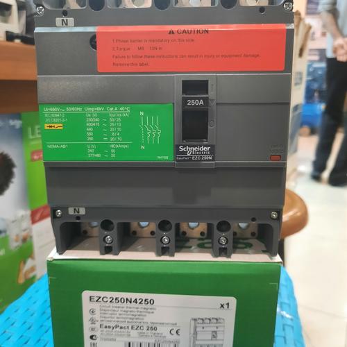 Jual MCCB EZC250N 4P-250A,125A,160A,200A 25KA Schneider Original - Jakarta Pusat - Pratama ...
