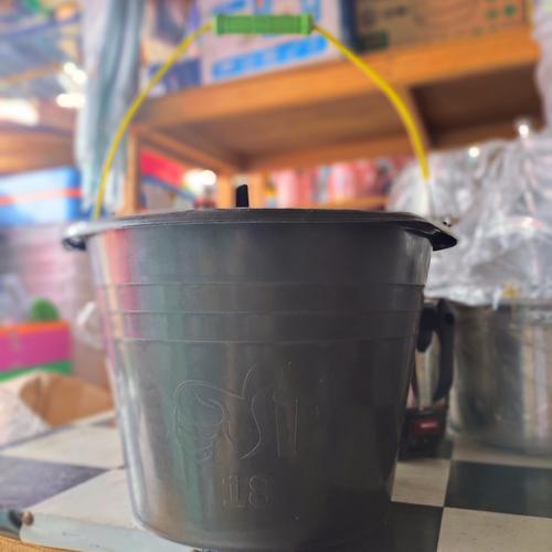 Jual Ember Hitam Gagang 18 - Kota Bekasi - Berkat Jaya Perabot | Tokopedia