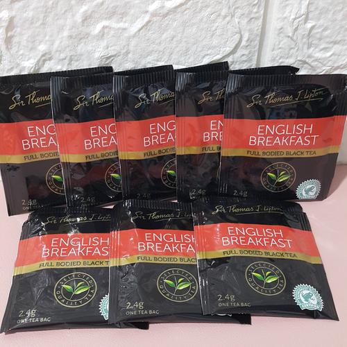 Jual Sir Thomas J Lipton English Breakfast Tea Enveloped Teh Celup ...