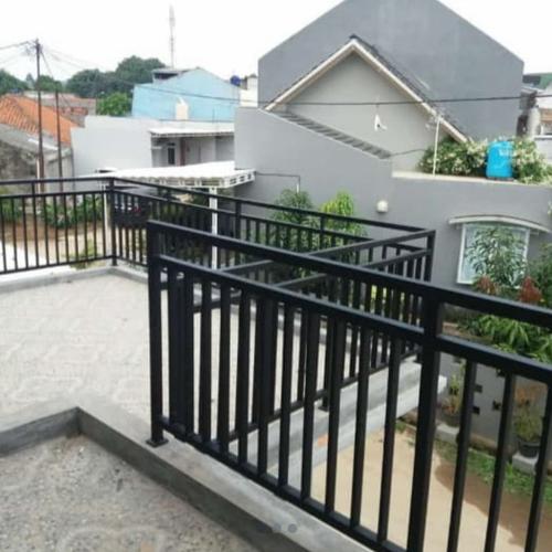 Jual pagar pengaman,pengaman tembok,balkon,relling balkon - Kota ...
