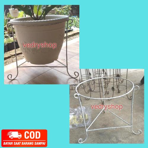 Jual Rak Besi Kaki Tiga Tempat Pot Bunga Tanaman Hias / Standing ...