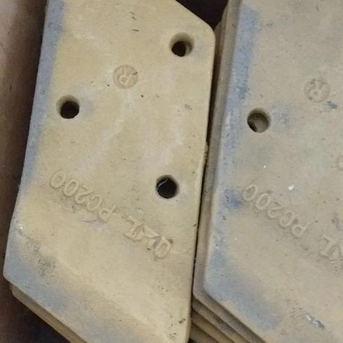 Jual Side cutter bucket PC200 komatsu L dan R side - Kota Surabaya ...