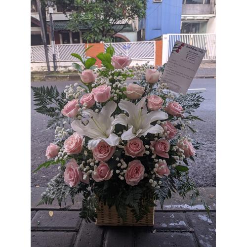 Jual BUNGA KERANJANG | RANGKAIAN BUNGA SEGAR | BUNGA MEJA - Jakarta ...