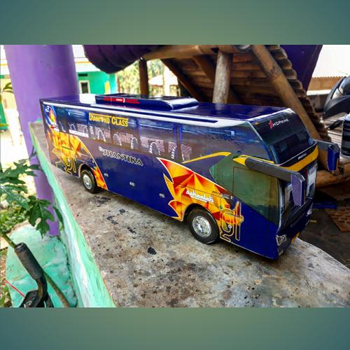 Jual MINIATUR BIS SHANTIKA DIAMOND MINIATUR BUS MOBIL MAINAN HADIAH ...