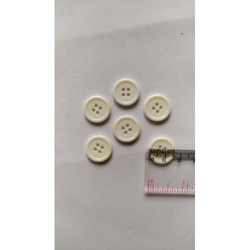 Jual Kancing Kemeja Putih 10mm, 15mm, 20mm, 25mm - 20mm - Jakarta ...
