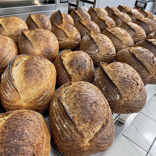 Jual Don Bakeshop Sourdough Bread - Multi Grain - Jakarta Timur - Don ...