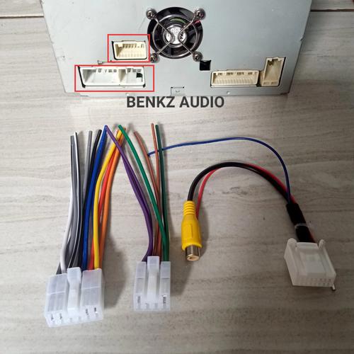Jual Soket audio dan kamera input headunit kijang innova Fujitsu ten ...