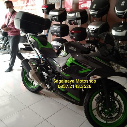 Jual Bracket Kawasaki Ninja 250 Fi Z250 breket top box motor original ...