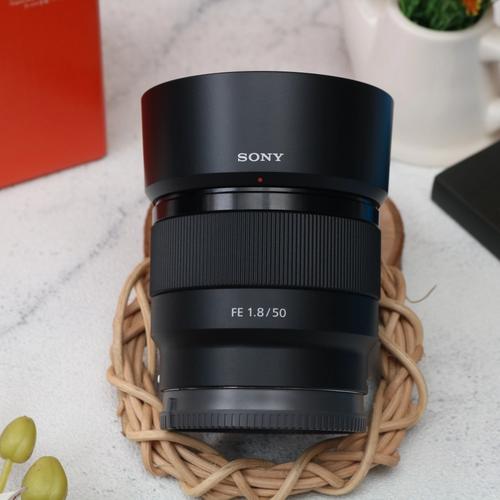 Jual Lensa Fix Sony FE 50mm f1.8 - Tanpa Box, No Hood - Kota Malang ...