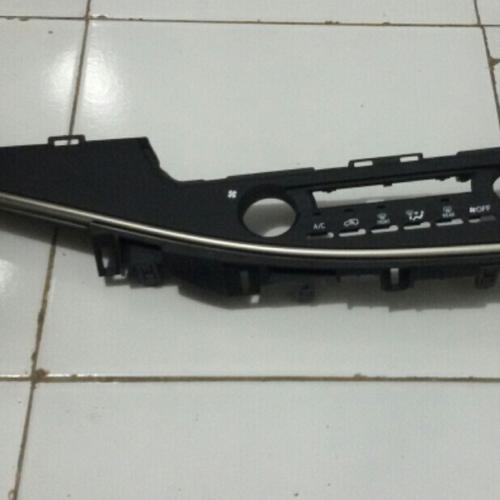 Jual KERANGKA CONTROL PANEL AC INNOVA REBORN TIPE V Q ORIGINAL - Kota ...