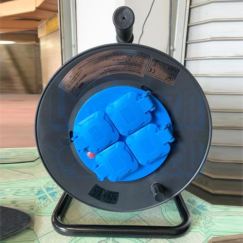 Jual KABEL ROLL KAISER 50 METER KABEL ROLL 50M 4 STOP KONTAK KAISER ...