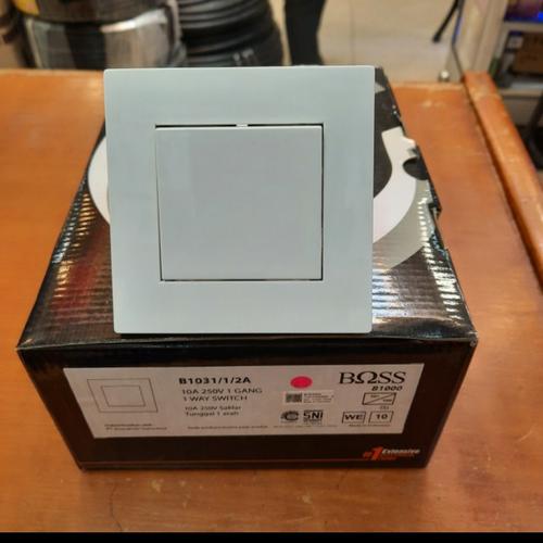 Jual SAKLAR ENGKEL / SWITCH 1 GANG TUNGGAL BOSS B1000 B1031/1/2A - Jakarta Pusat - Nettindo ...