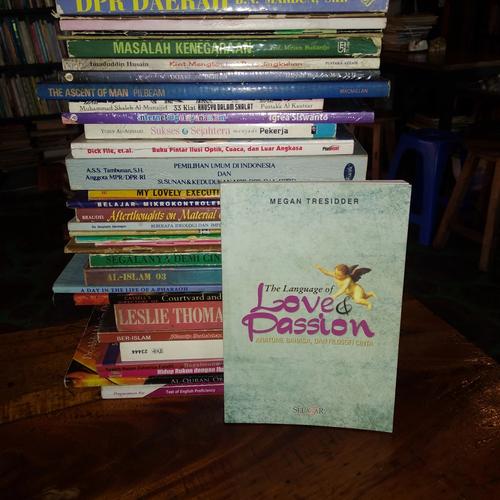 Jual THE LANGUAGE OF LOVE AND PASSON ANATOMI BAHASA DAN FILOSOFI CINTA ...