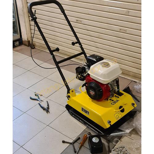Jual Plate compactor ( stamper kodok ) Engine HONDA 5.5hp GX160 ...