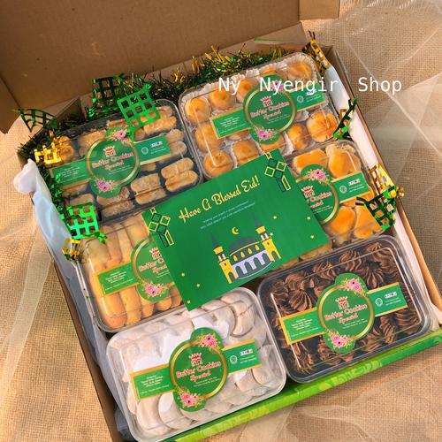 Jual Parcel Kue Kering Lebaran Ekonomis isi 6 Toples - Jakarta Barat ...
