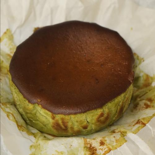 Jual Matcha Burnt Basque Cheesecake - Size 16cm - Jakarta Selatan - Le ...