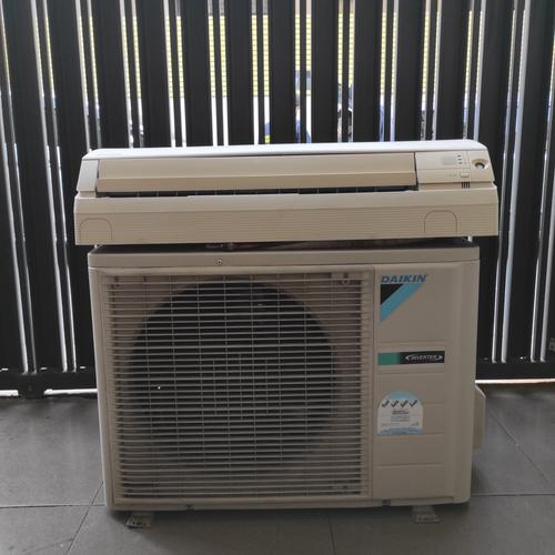 Jual AC Daikin Inverter 1 PK freon R22 second - Jakarta Barat - Gudang ...