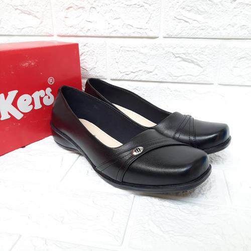 Jual Sepatu Pantofel Wanita Kulit Kerja Formal Kickers - FO4, 41 - Kota ...