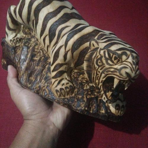 Jual PATUNG KAYU LAME HARIMAU SOLDER SOLDERAN TUNGGUL BATANG NATURAL ...