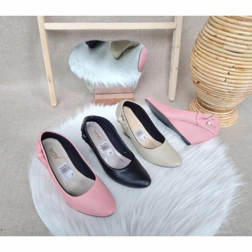 Jual Sepatu wanita wedges pita pantofel mutiara 5cm - Pink, 37 - Kota ...