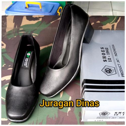 Jual Sepatu PDH Wanita hitam dove merk AR Exclusive hak 5 cm - 39 ...