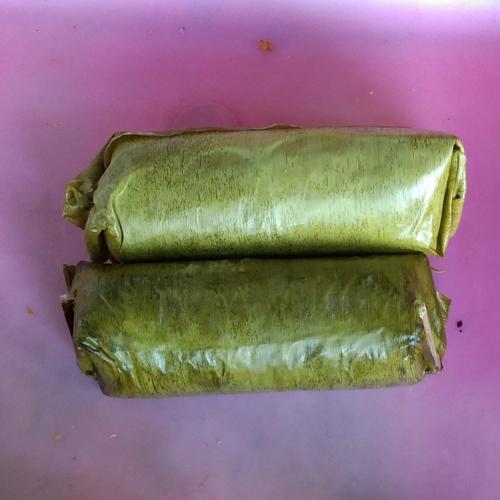 Jual Kue lontong nasi isi oncom/kue tradisional/jajanan pasar/cemilan ...