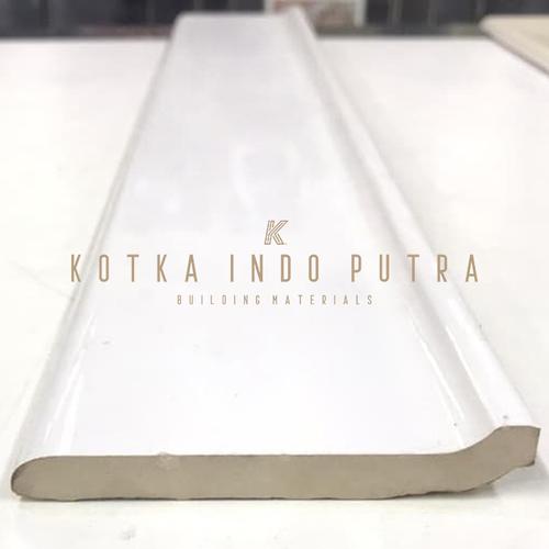 Jual Plint/ Skirting/ Hospital Plint Rumah Sakit Ukuran 10x60 Putih ...