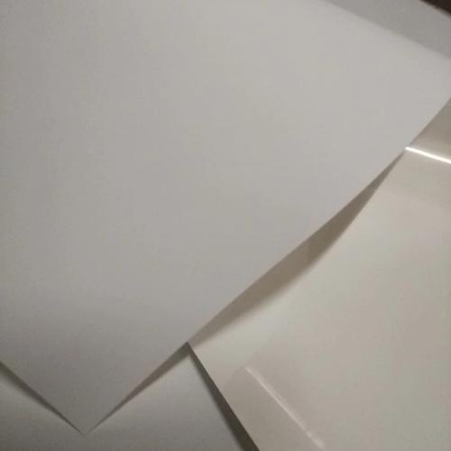 Jual kertas sticker vinyl matte 150 gsm A4 waterproff/stiker vinil doff ...