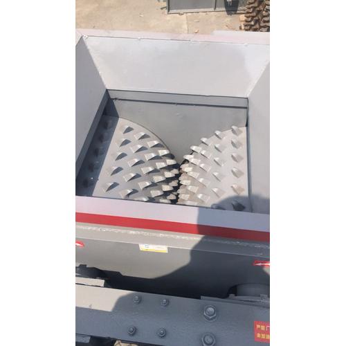 Jual Double Roller Crusher Untuk Batu Split & Batu Bara Cap 2-10 Tph ...